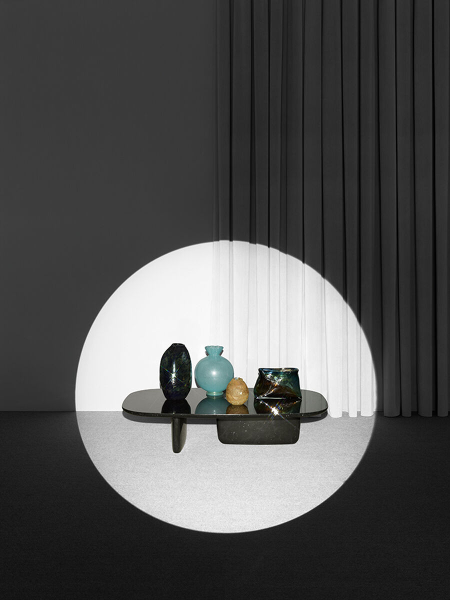 Tobi-Ishi - Small Tables | B&B Italia Official Shop